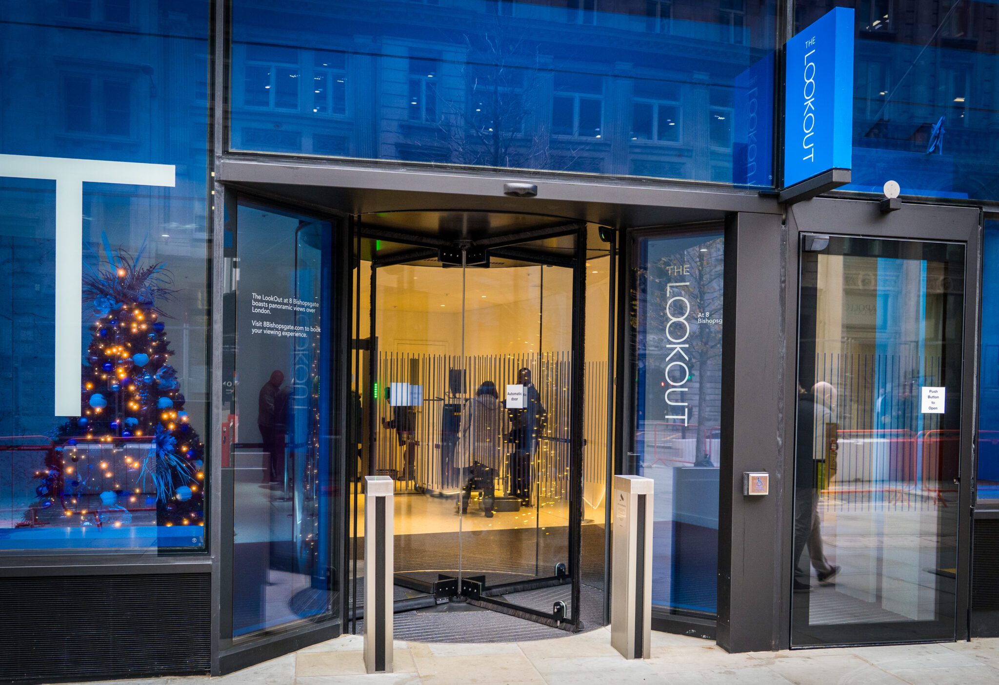 The Lookout: Free Viewing Point in London - StepbyStepLondon.com