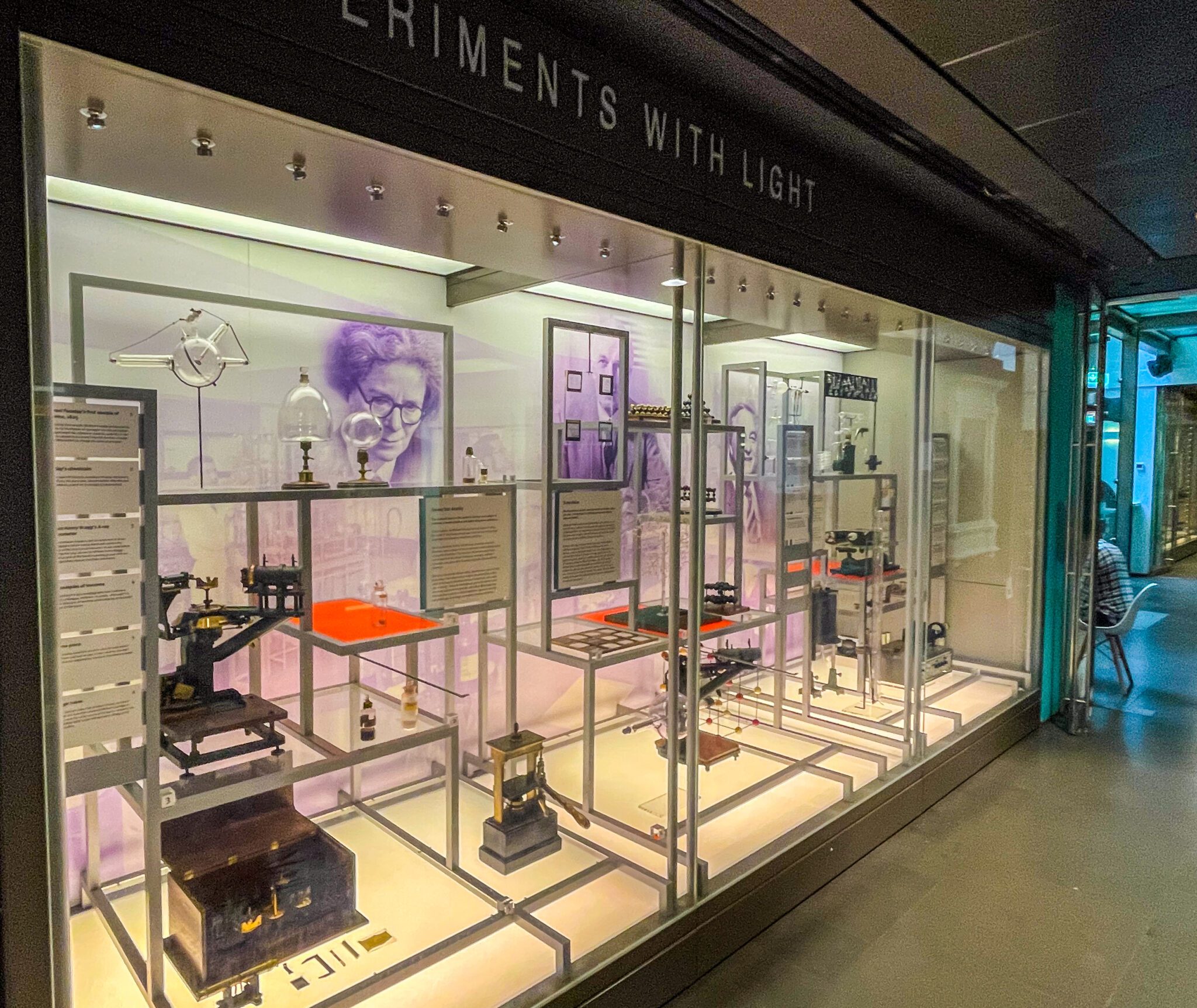 The Faraday Museum at The Royal Institution - StepbyStepLondon.com