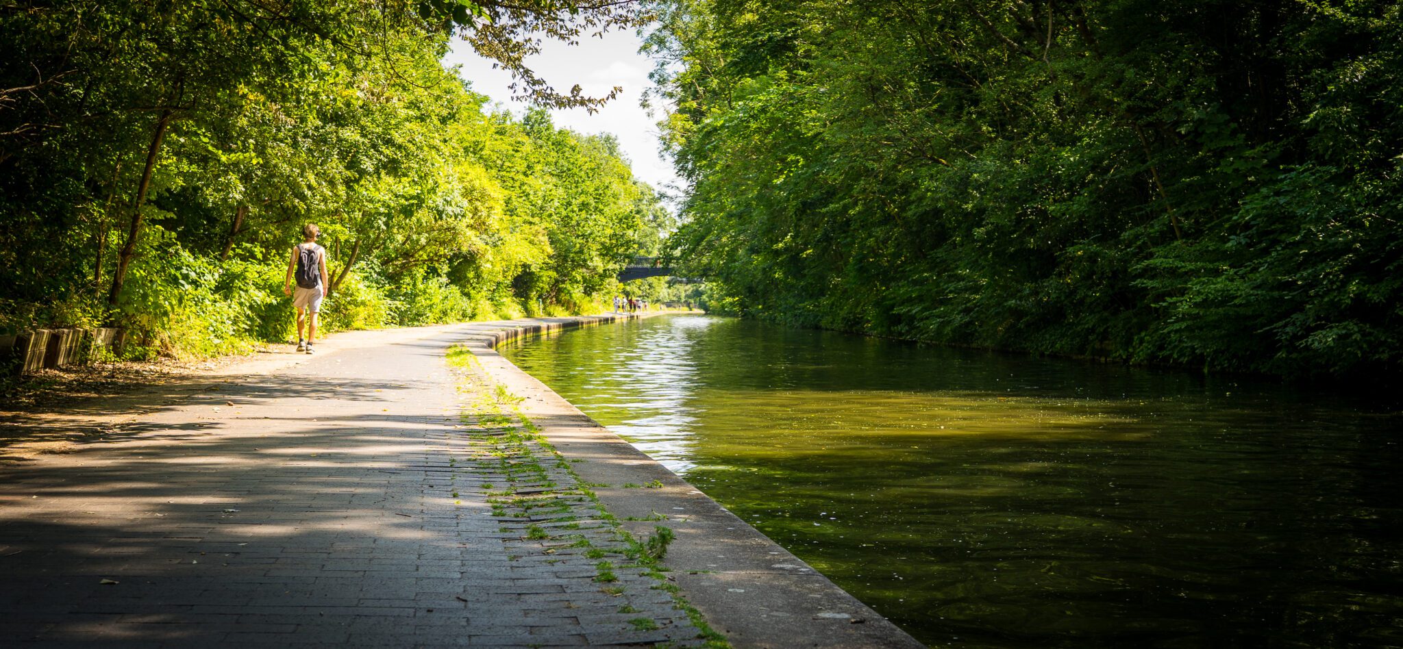 Little Venice to Camden Market: Walk along Regent's Canal ...