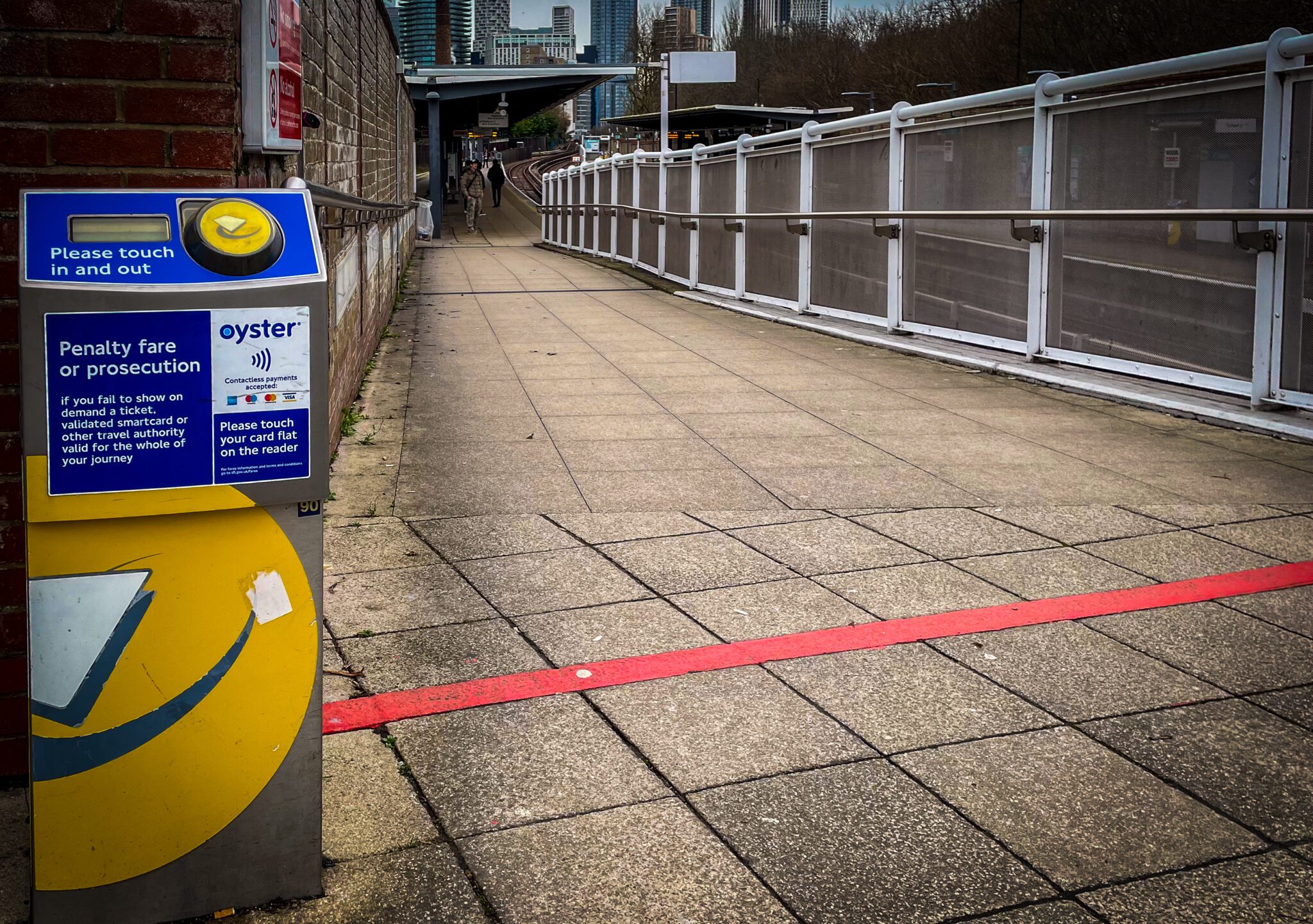 Public Transport in London (How to use each mode of transport ...