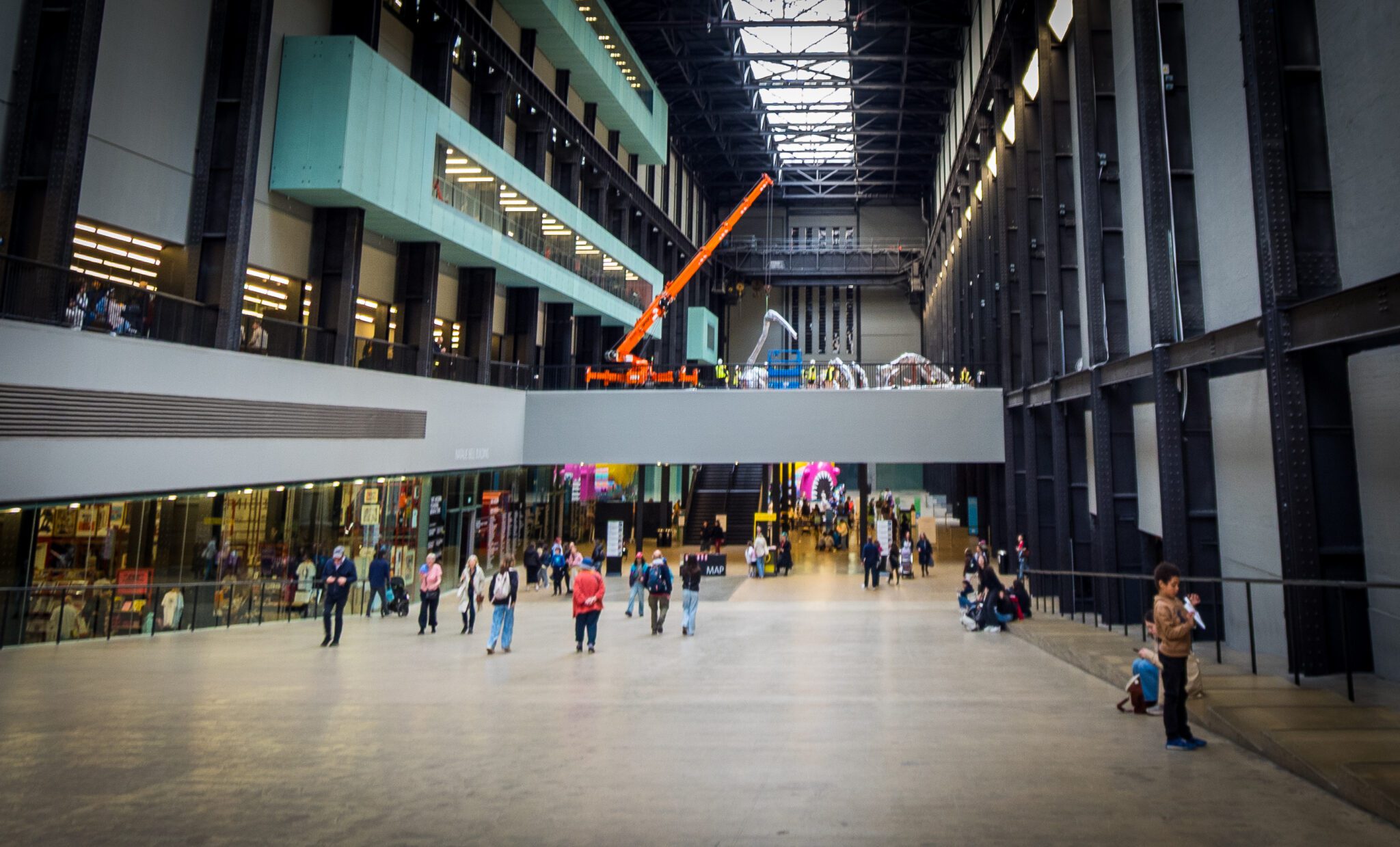 Tate Modern: Free Art Gallery for all - StepbyStepLondon.com